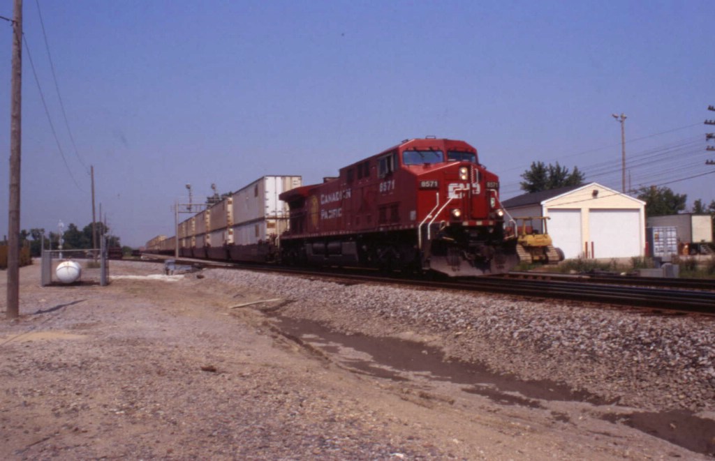 CP 8571